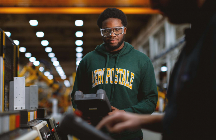 Hire Education - Kamsi Bona | St. Clair College