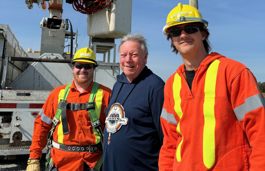 Walpole Island Chief Dan Miskokomon Visits the St. Clair College ...